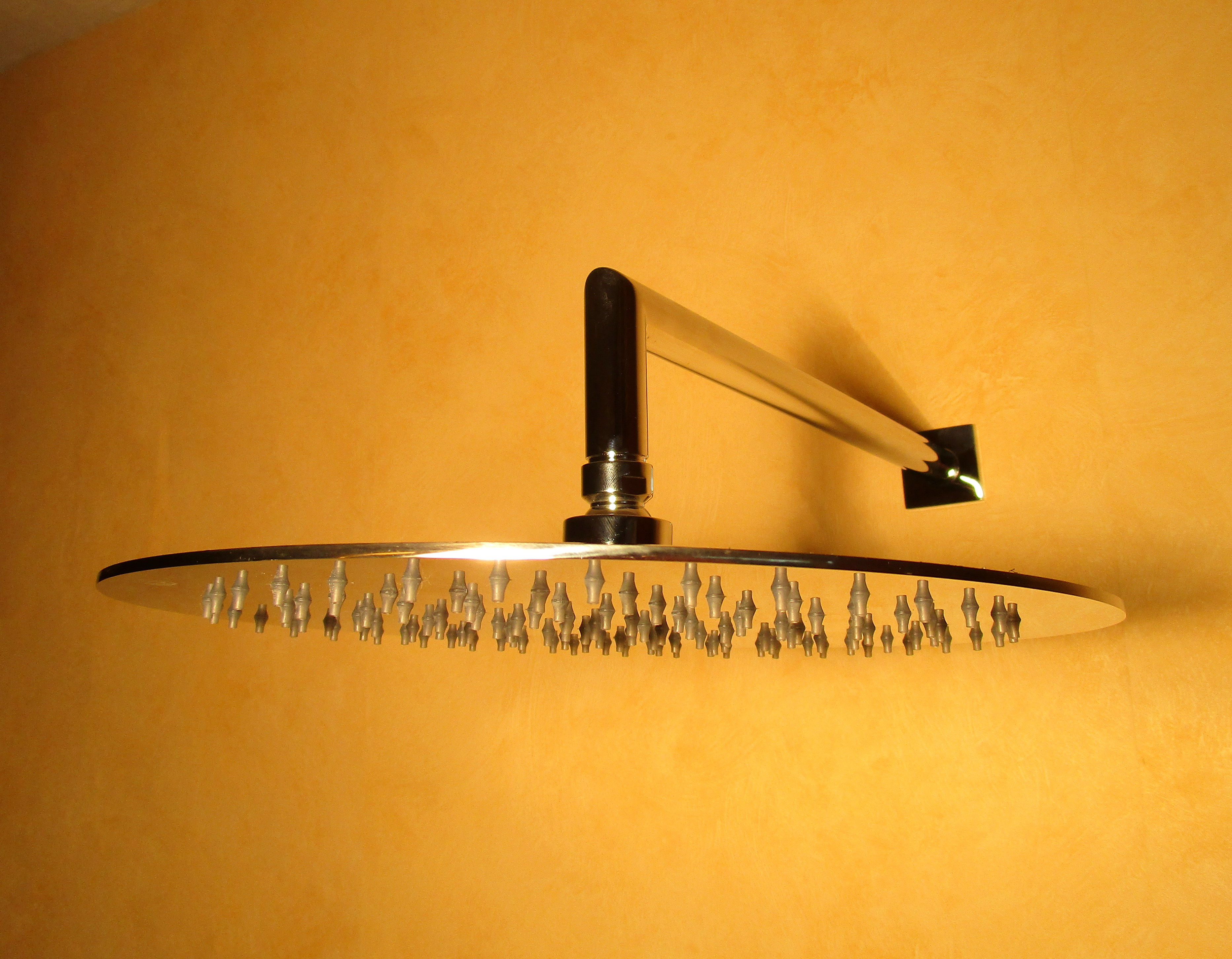 Gessi Emporio Antikalk-Kopfbrause 300mm Edelstahl Glanz, Regendusche mit Wandarm; 47257 - Bernd ...