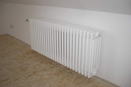 Arbonia Röhrenheizkörper, 5-Säuler, Bauhöhe 300mm, Gliederradiator ...